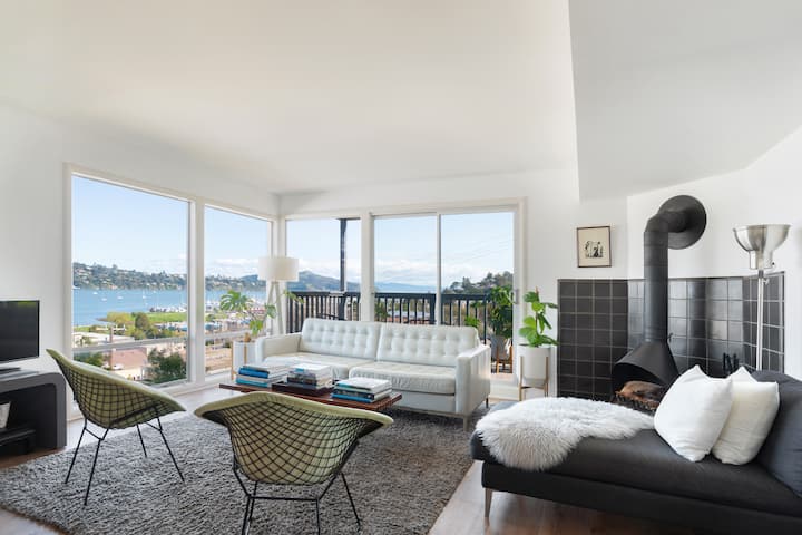 Beautiful Water Views In The Heart Of Sausalito - Sausalito, CA