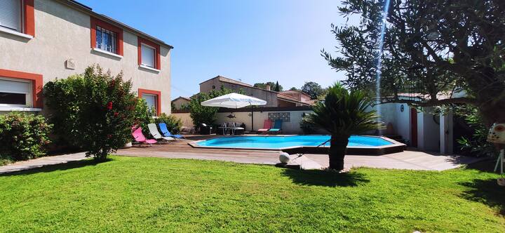 Agréable Chambre Climatisée Très Calme,  Piscine - Aimargues