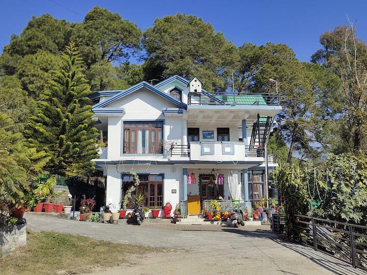 Rupayan, Your Home Away From Home (Entire House) - Palampur