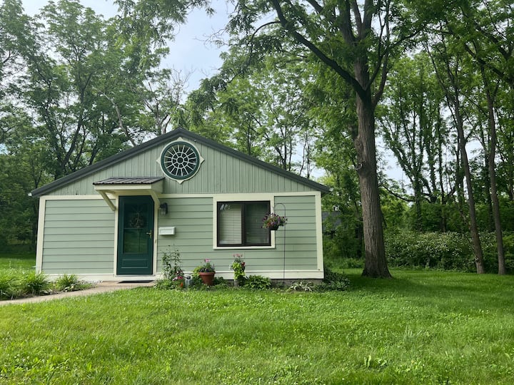 Sweet Guest Cottage - Lansing, NY