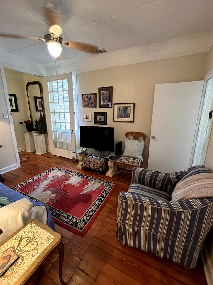 Southern Oaks Carriage House - Savannah, GA