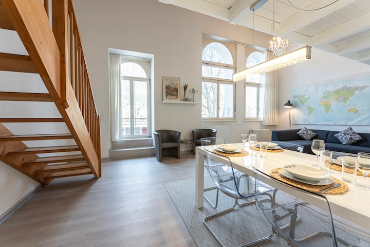"James", Loft Aparment, Höhematte - インターラーケン