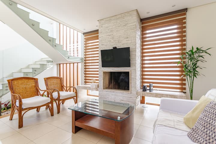 Casa Espaçosa Na Praia Do Novo Campeche - Florianópolis