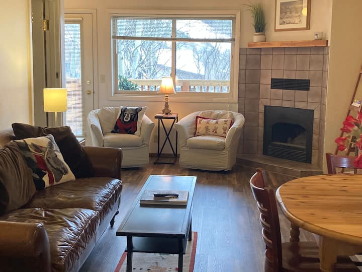 Snow King End Privately Owned/operated. Sparkling. - Jackson, WY