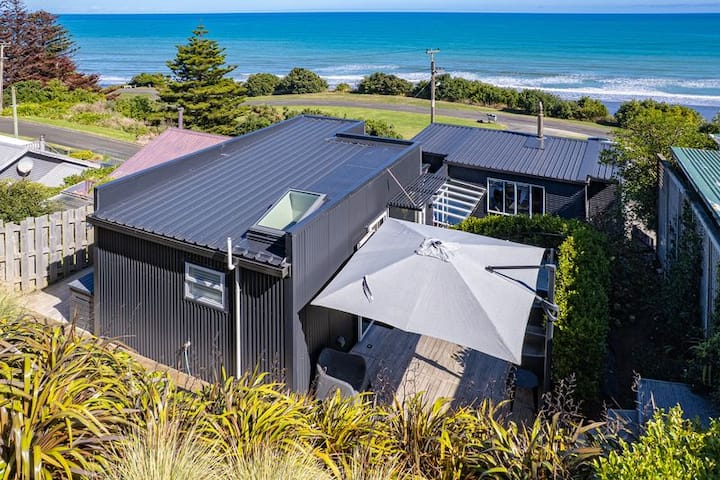 Bj's Beach House, Your Home Away From Home. - Taranaki