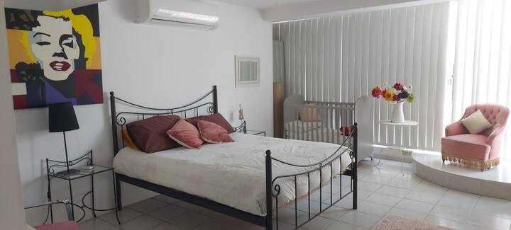 City Center Apartment - Paphos