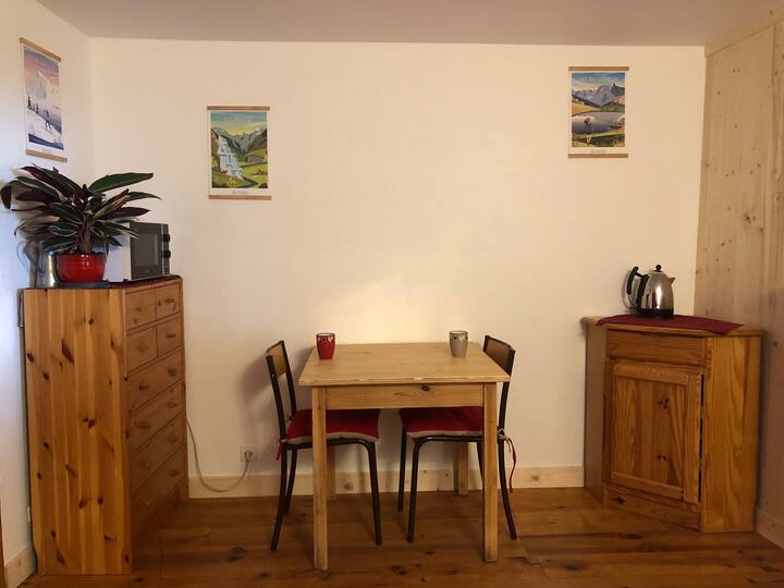 Chambre Double +Sdb Dans Maison Pierre Avec Jardin - Saint-Bonnet-en-Champsaur