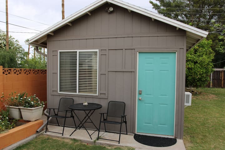 Private Guest House The Aqua Door Studio - Biltmore Area - Phoenix