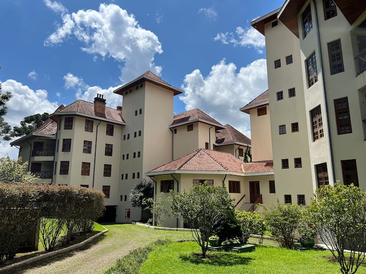 Apartamento C/lareira-500m Da Baden Baden Capivari - Campos do Jordão