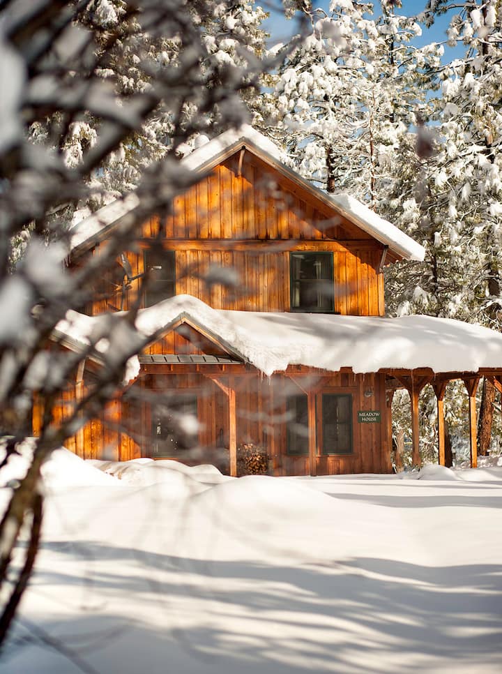 Meadow House At Willow-witt Ranch (Farm Stay) - Ashland, OR