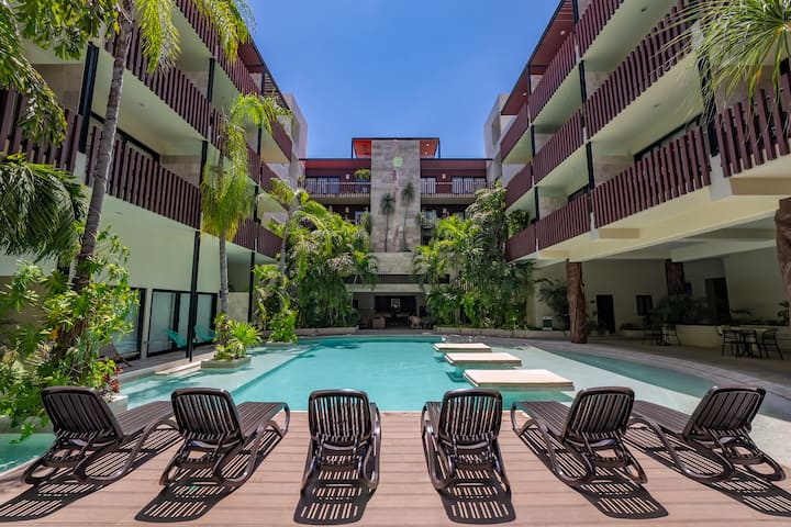 Large Condo Downtown, Close To Beach And 5th Ave - Playa del Carmen