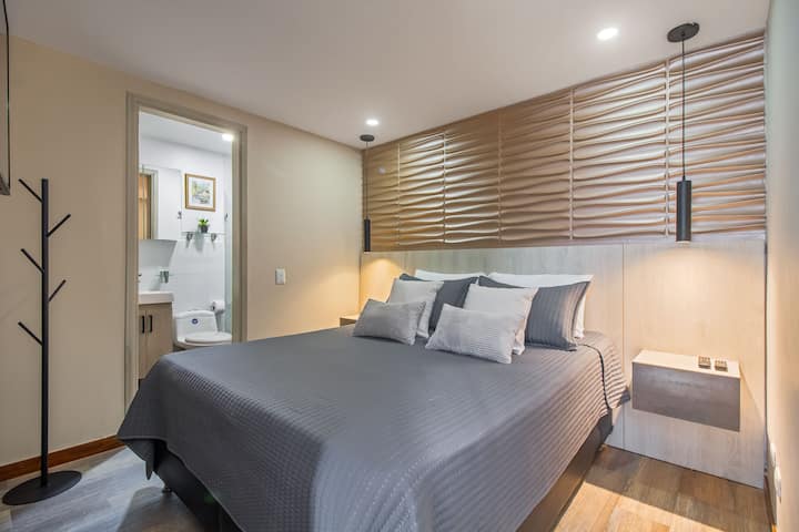 Studio In El Tesoro El Poblado, Near To Provenza! - Medellín