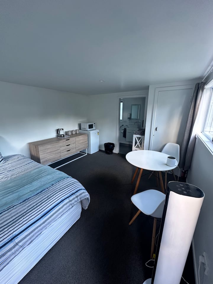 Top 5 Cabins In Hamilton, New Zealand | Trip101