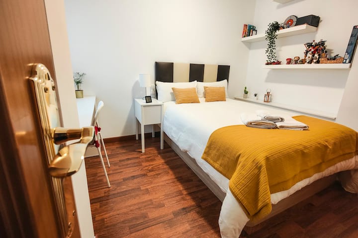 Habitación Doble Con Baño Privado - Huelva