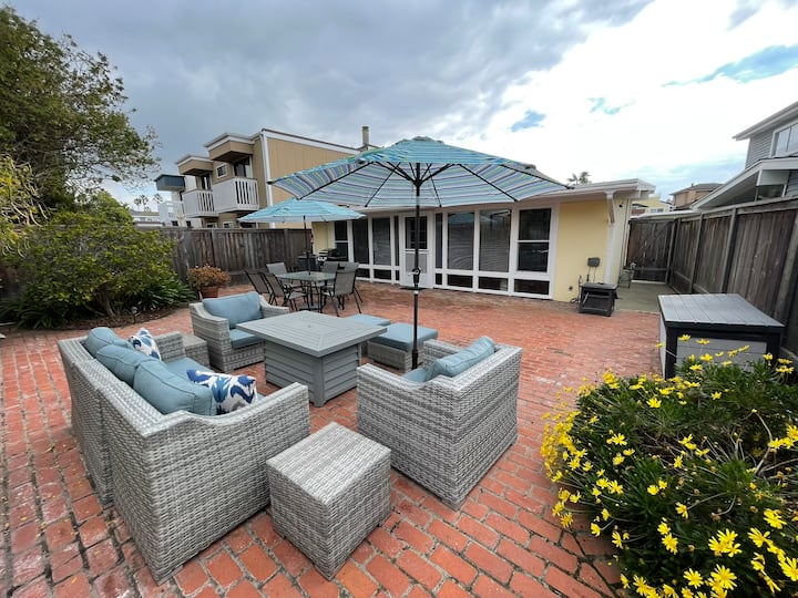 California Coastal Cottage - Ventura, CA