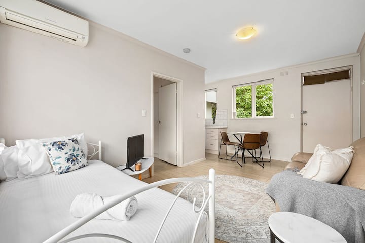 Domi Rentals - The Carlisle Apartments - St Kilda