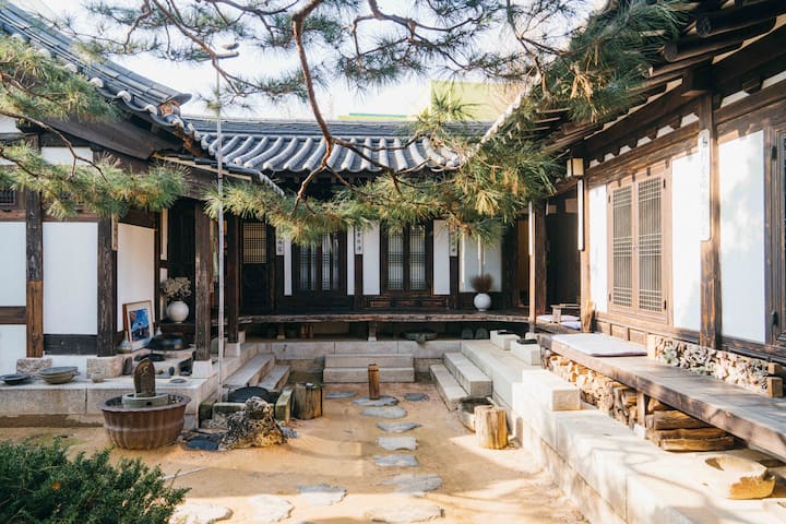 Rakkojae Seoul Main Hanok - Far Bedroom - Seoul