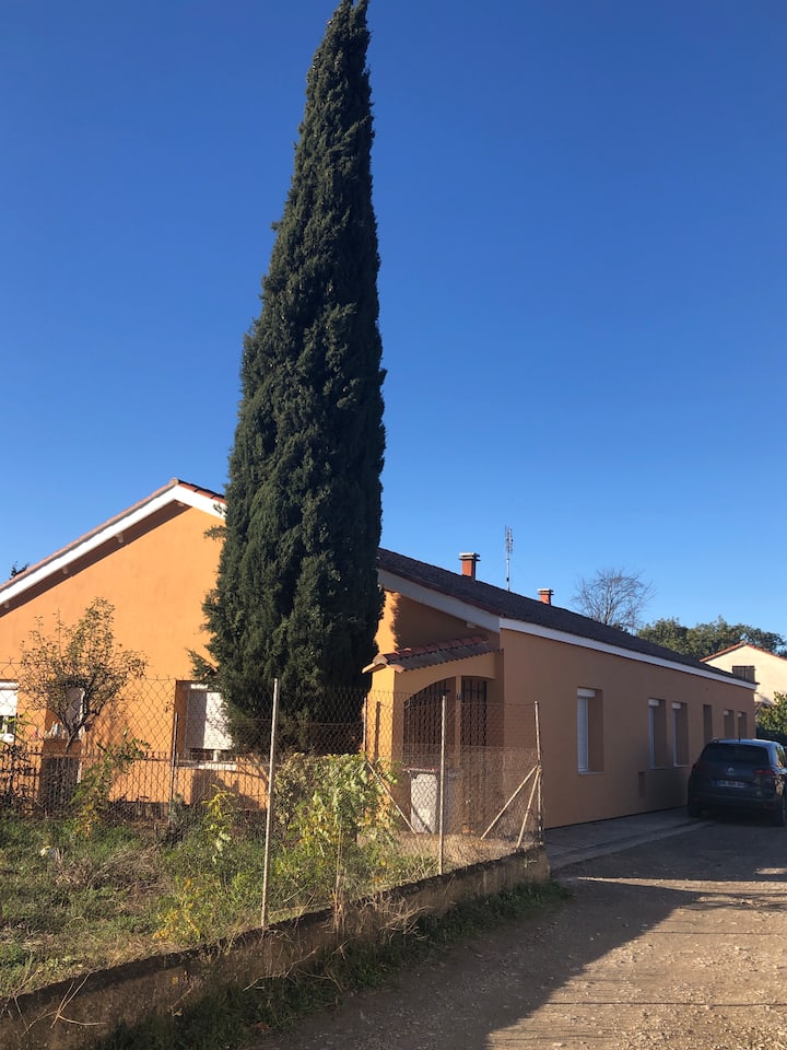Pour Les Amoureux De La Nature Au Pied Du Caroux - Bédarieux