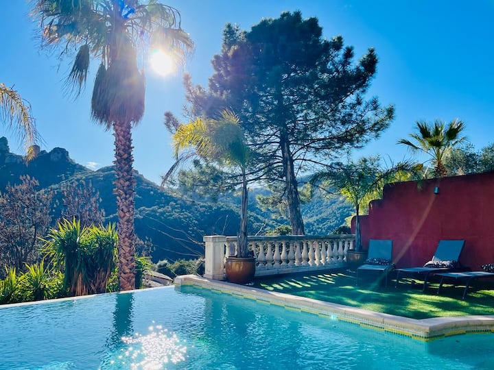 Vue Sublime - Piscine Privée - Calme Absolu - Fréjus