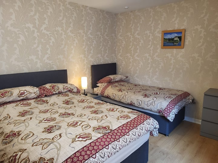Southside Annexe- Whole Use Of Annexe - Loch Ness