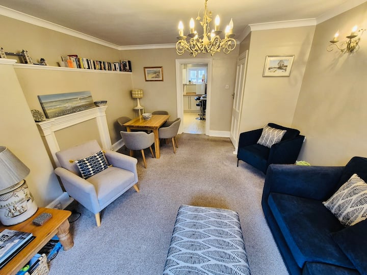 3 Beds + Parking Permit Sleeps 5 - Dittisham
