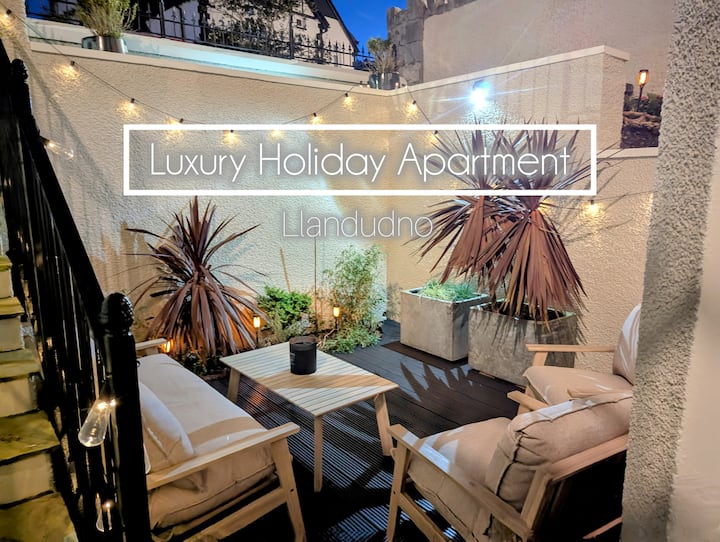 Luxury Llandudno Apartment With Private Patio. - Llandudno