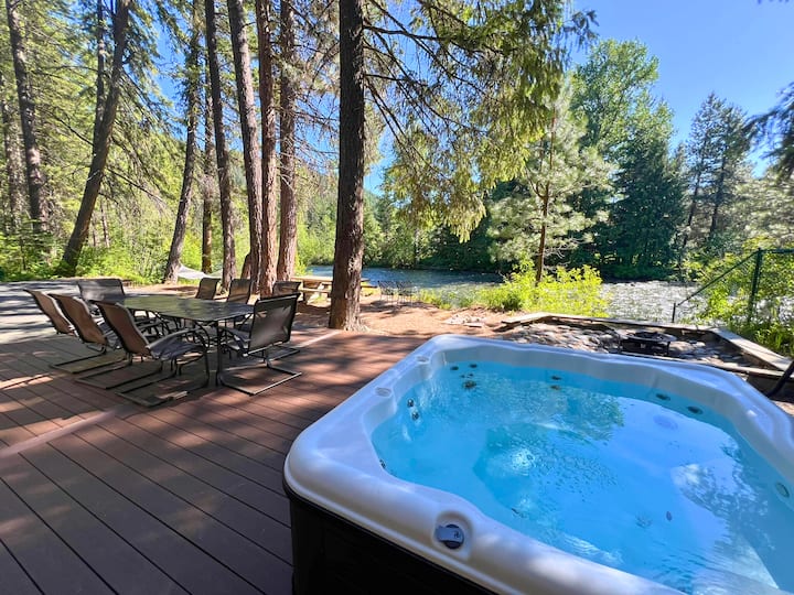 Rivers Edge | Hot Tub | Private | 5 Bedrooms - Plain, WA