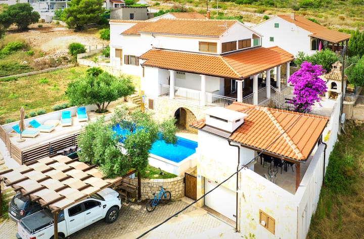 Villa Triton - Vis
