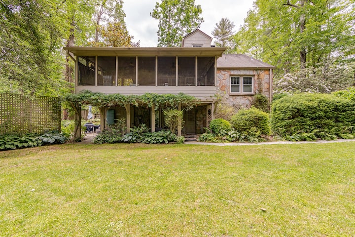 Private Laurel Park Garden Suite-no Cleaning Fee! - Hendersonville, NC