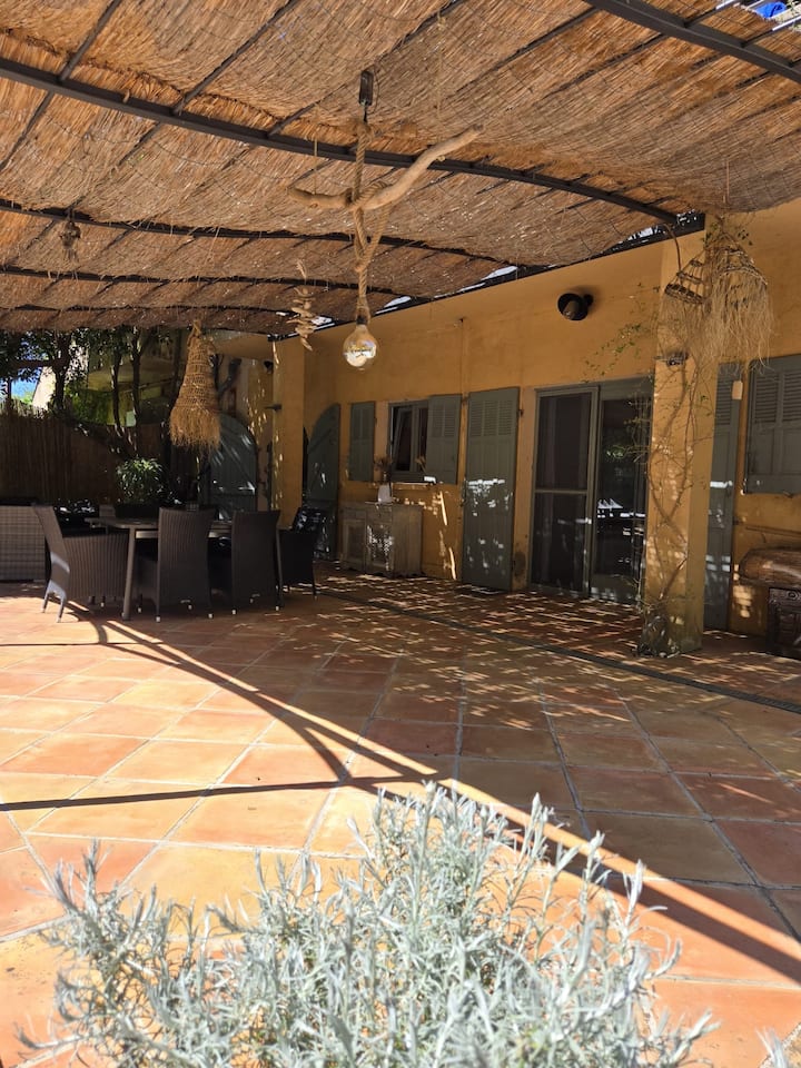 La Croix Valmer La Ferme Le Vergeron-rez De Jardin - Ramatuelle