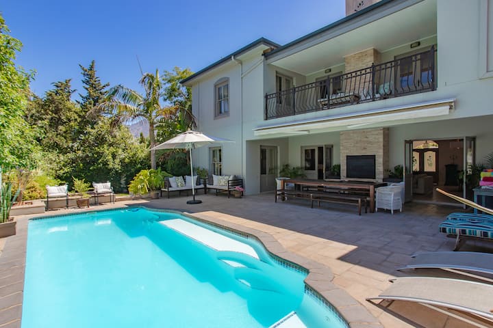 Luxury 5 Bed House In The Heart Of Franschhoek - Franschhoek