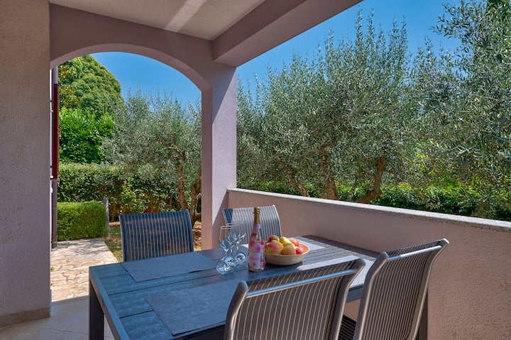 Cozy Ap. (Nr.1) For 2-4 With Garden Near Beach - Istria