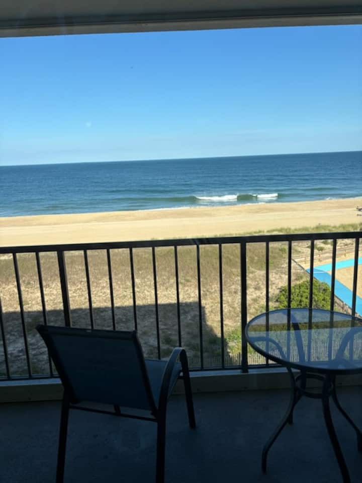 Direct--oceanfront Condo East Winds East! - 芬威克島