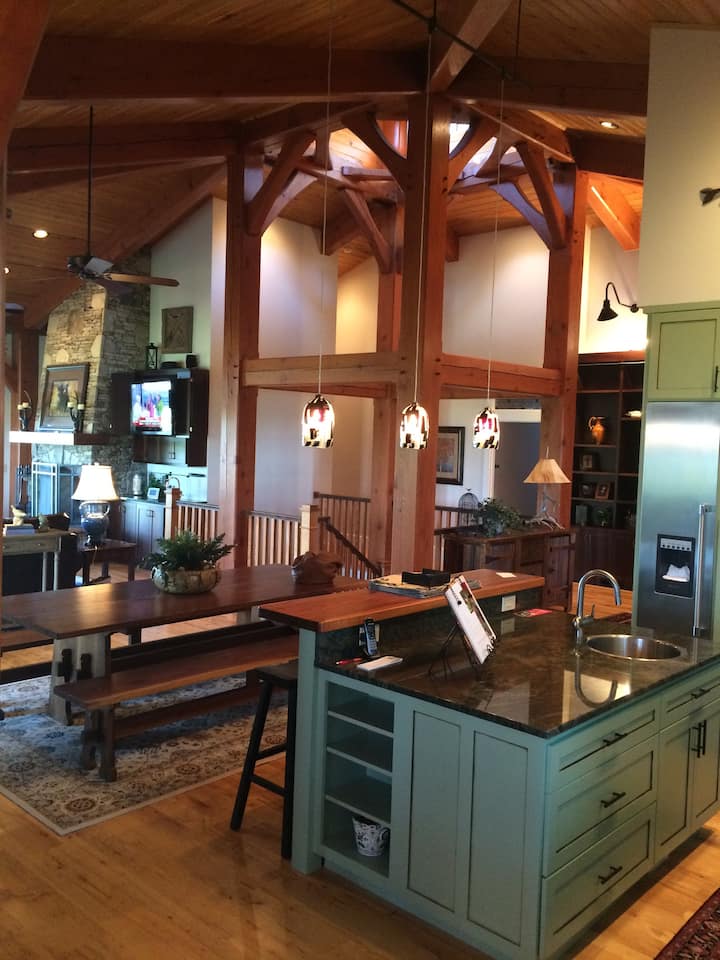 Hemlock Place - Franklin, NC