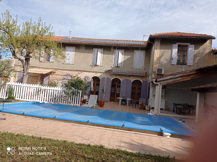 Partie De Maison Avec Piscine Centre Ville Orange - Mornas