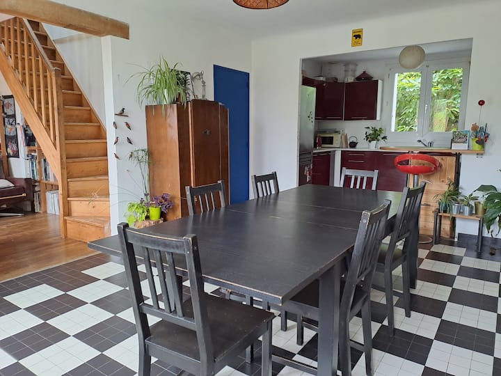 Maison Familiale 5 Chambres,  Jardin Clos, Parking - Orvault