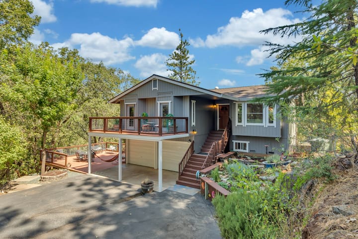 Great Views From Buck Ridge - Treehouse Like Vibe! - Rollins Lake, Grass Valley