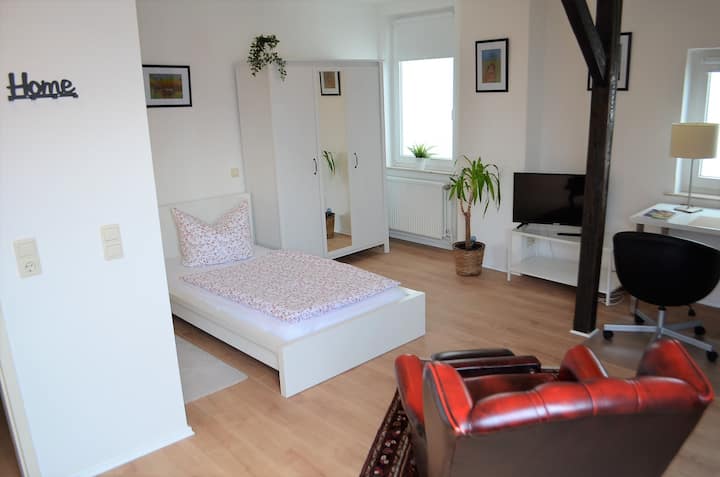 Modernes Single Apartment Nähe Stadion - Brême