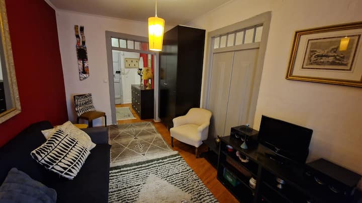 Dans Le Coeur Historique Du Chiado - Lissabon