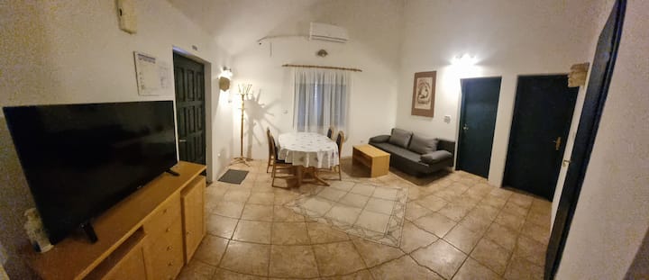 Apartment Jelsa - Apartments Grgevčić - Jelsa