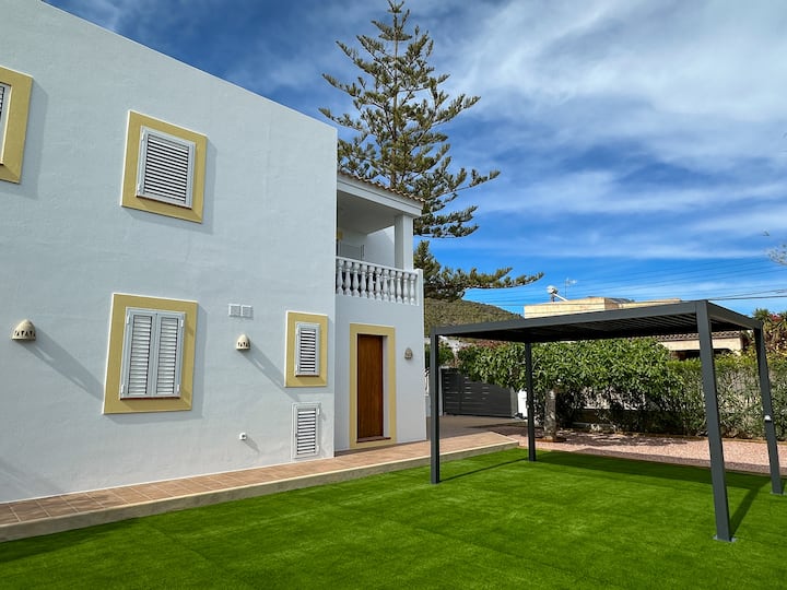 Ca Na Joana - Ibiza Airport (IBZ)