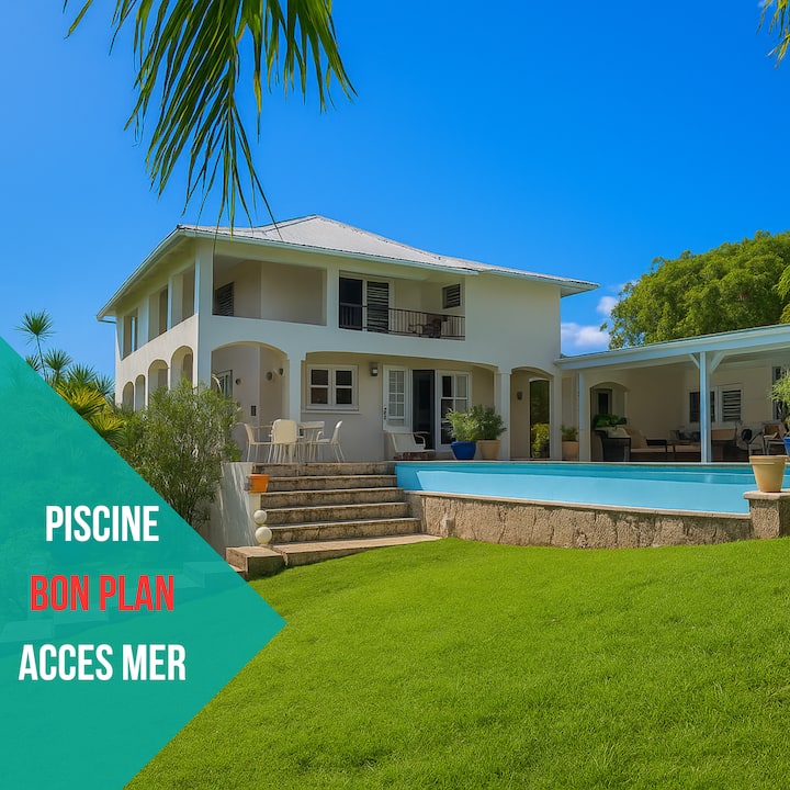 Villa Pied Dans L'eau à Petit Havre Et Piscine - Guadeloupe