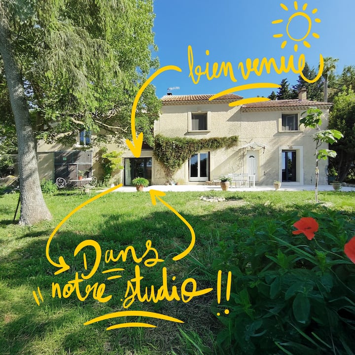Studio Spacieux En Campagne Climatisé - Orange