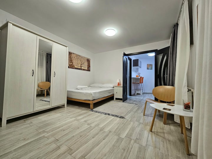 City Center Flats Unirii Square Semi-basement - Bucarest