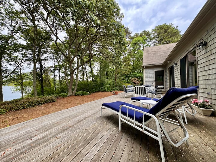 Lover's Lake Chatham Waterfront Home - Chatham, MA