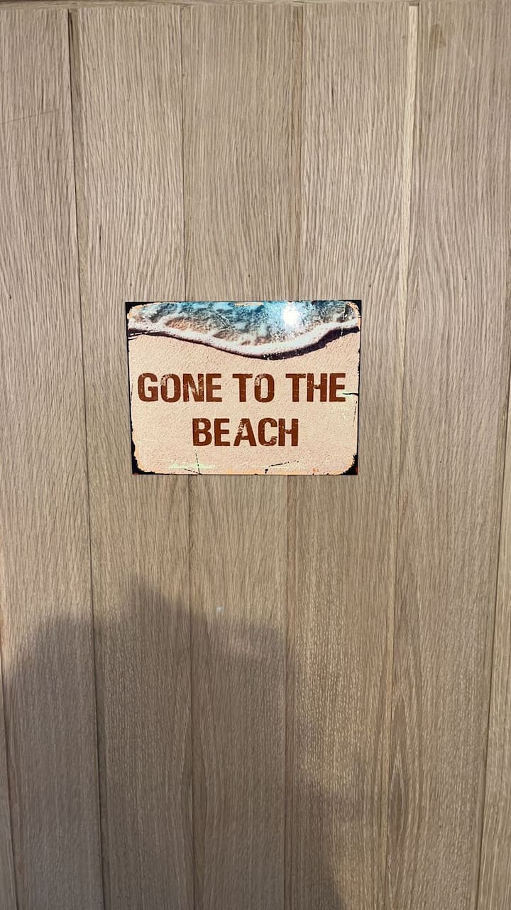 Sleeps 12 (10 Individual Beds)-themed Rooms - Brighton