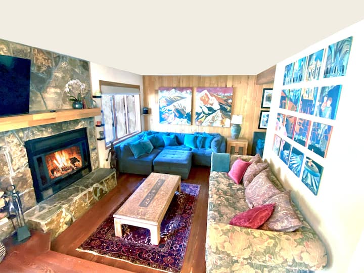 Artsy Ski-in/out Whitefish Mountain Resort Village - Montana