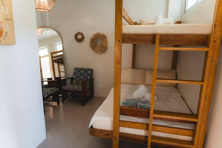 Comfy Junior Suite | Pool + Scenic Baler Stay - Baler