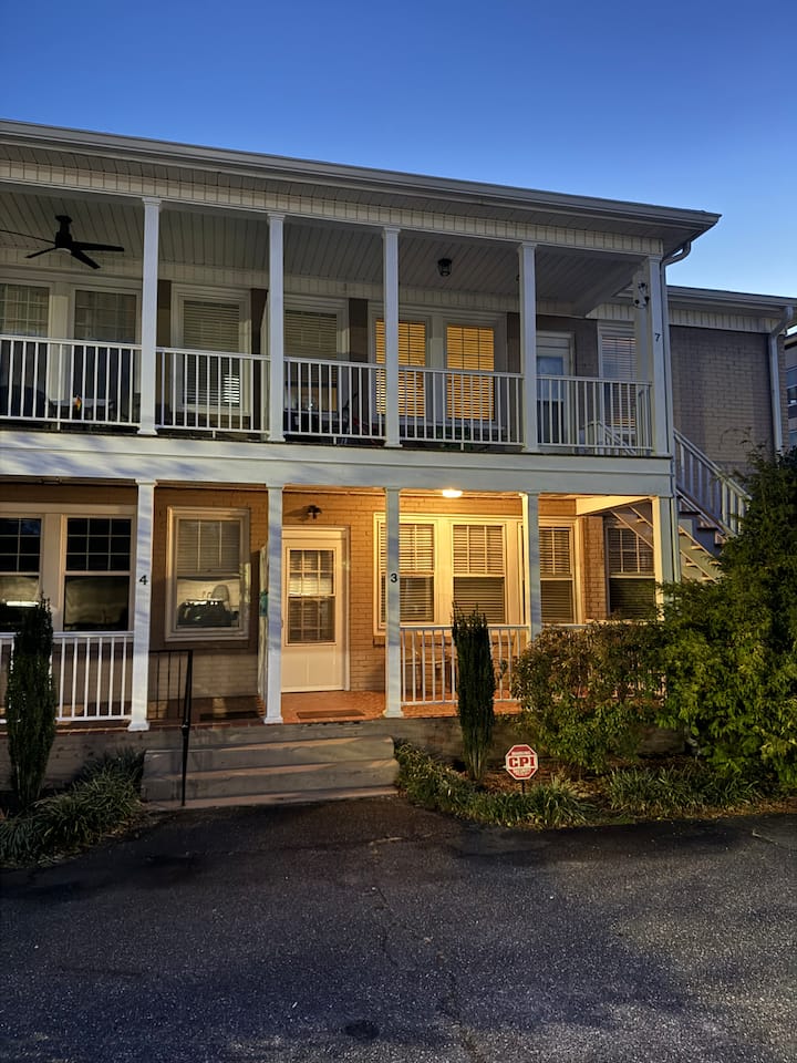 Uptown Condo On Green - Morganton, NC