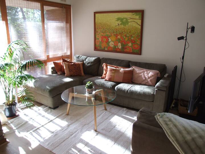 *Entire Comfy 3 Bedroom Family Home, Healesville* - Healesville